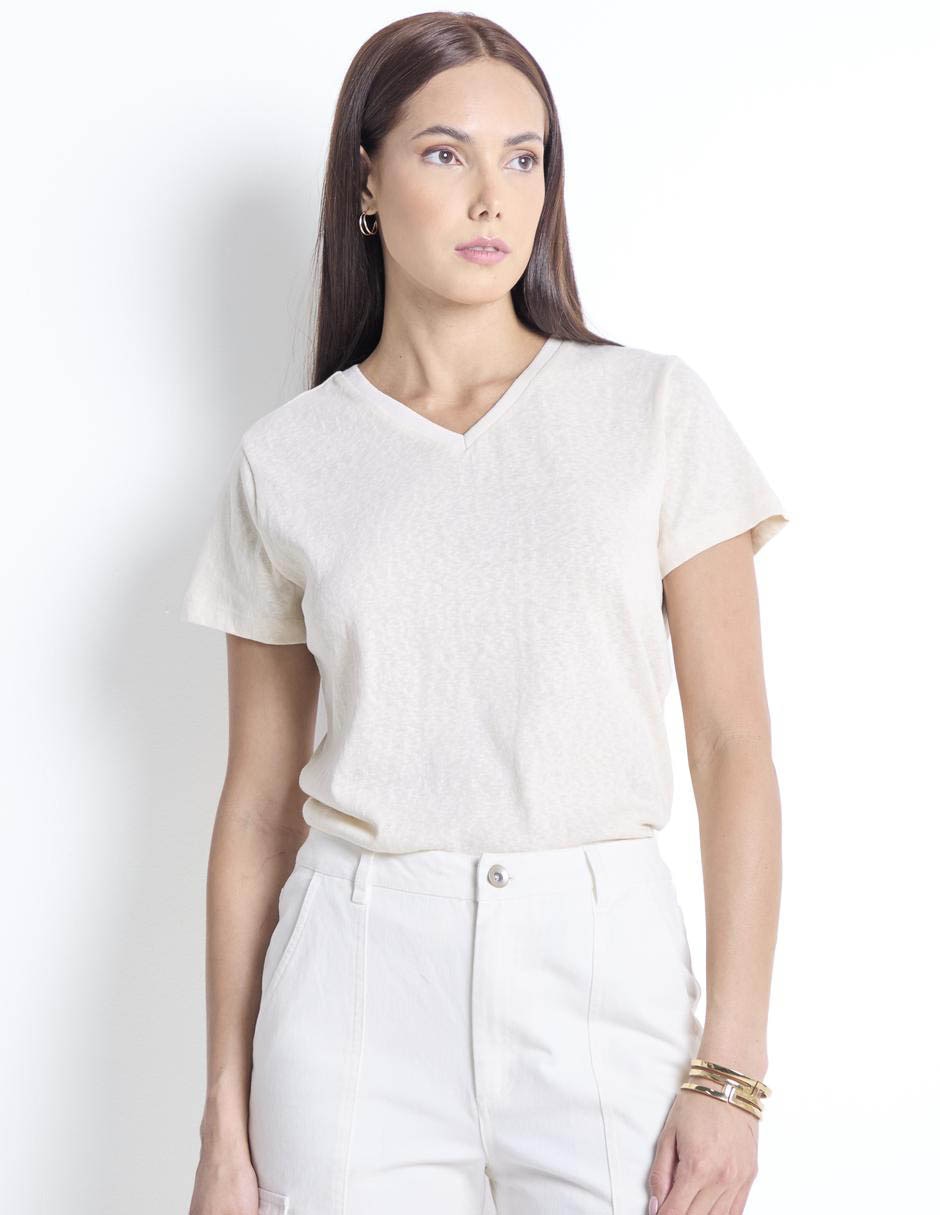 Playera manga corta Week by Weekend cuello V para mujer